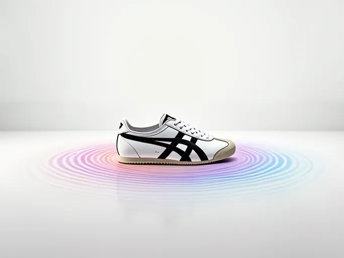 Onitsuka Tiger Reintroduces Classic Sclaw in White and Black