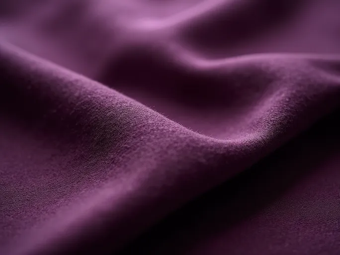 Woolblend Melton Fabric Gains Popularity for Spring Apparel