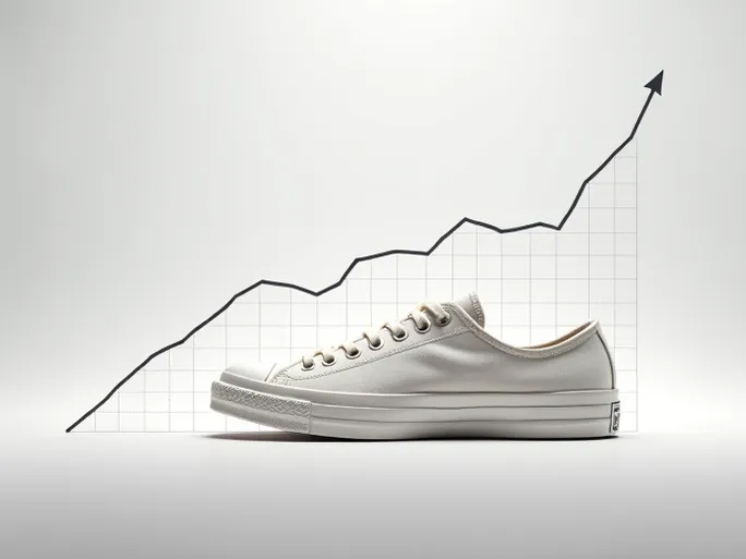 Converse Chuck 70 Low egret Reimagines Classic Design