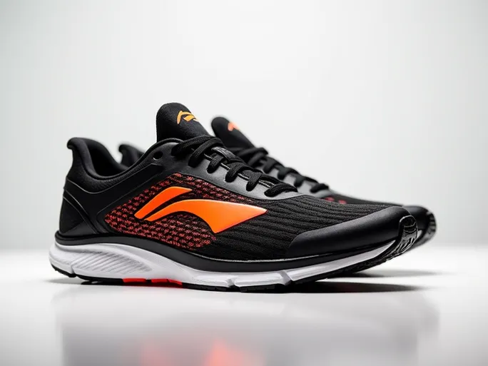 Lining Launches Lightweight Womens Training Shoe for Dynamic Workouts