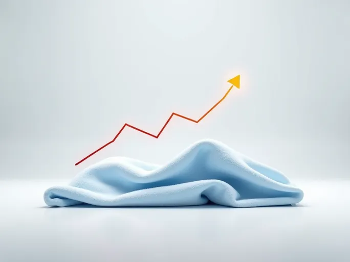 Textile Firms Adapt to Polyester Fleece Price Volatility
