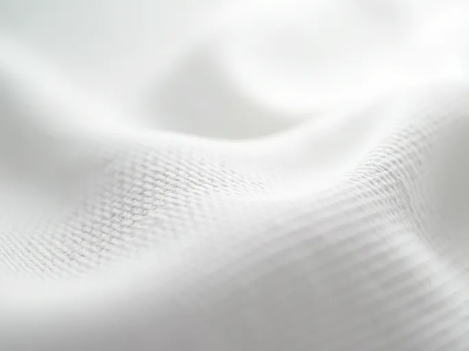 Runfengda Textiles Discounts 32S Polyester Yarn in Limited Promotion