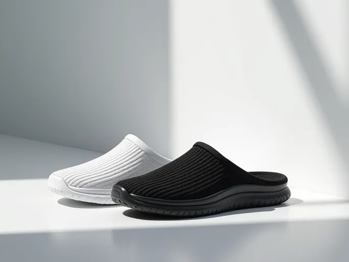 Lining Launches Lightweight Womens Casual Slides