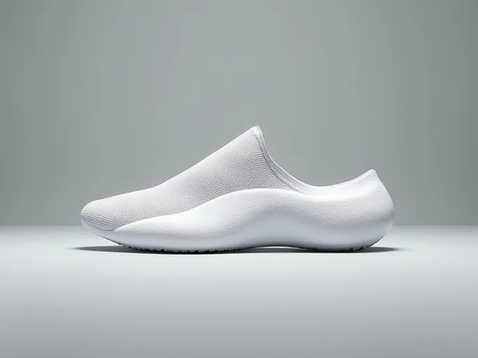 Skechers Spartamax White and Gray Models Tested for Comfort Performance