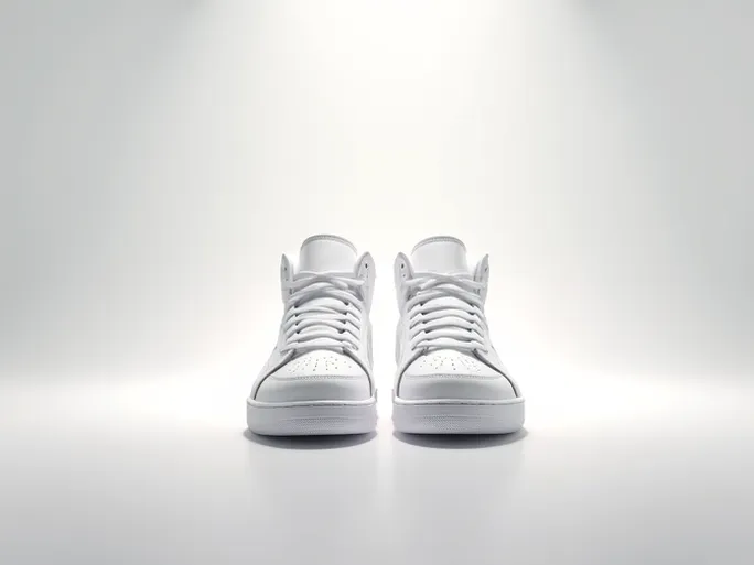 Air Jordan 1 Mid ALT Launches New Kids Style