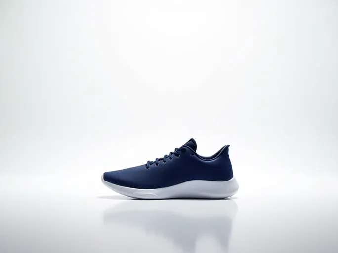 Li Ning Unveils Classicmeetsmodern Sneaker in White and Navy