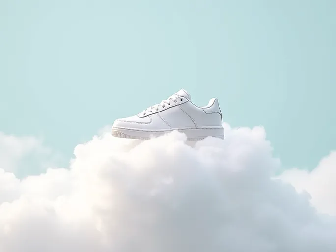 Li Nings Soft Low Cloud White Combines Comfort and Style